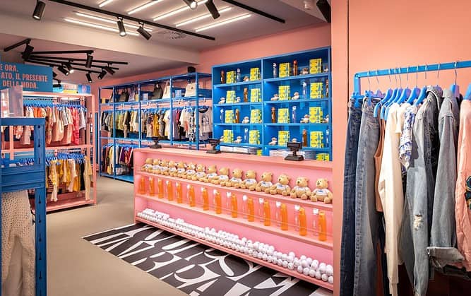 YOLO STORE MILANO : il primo unbranded store in Italia